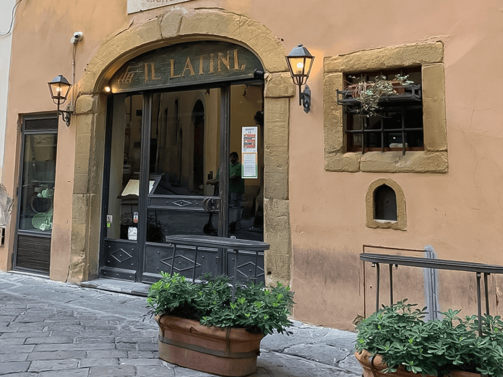 Florence wine windows: 10 buchette del vino still open
