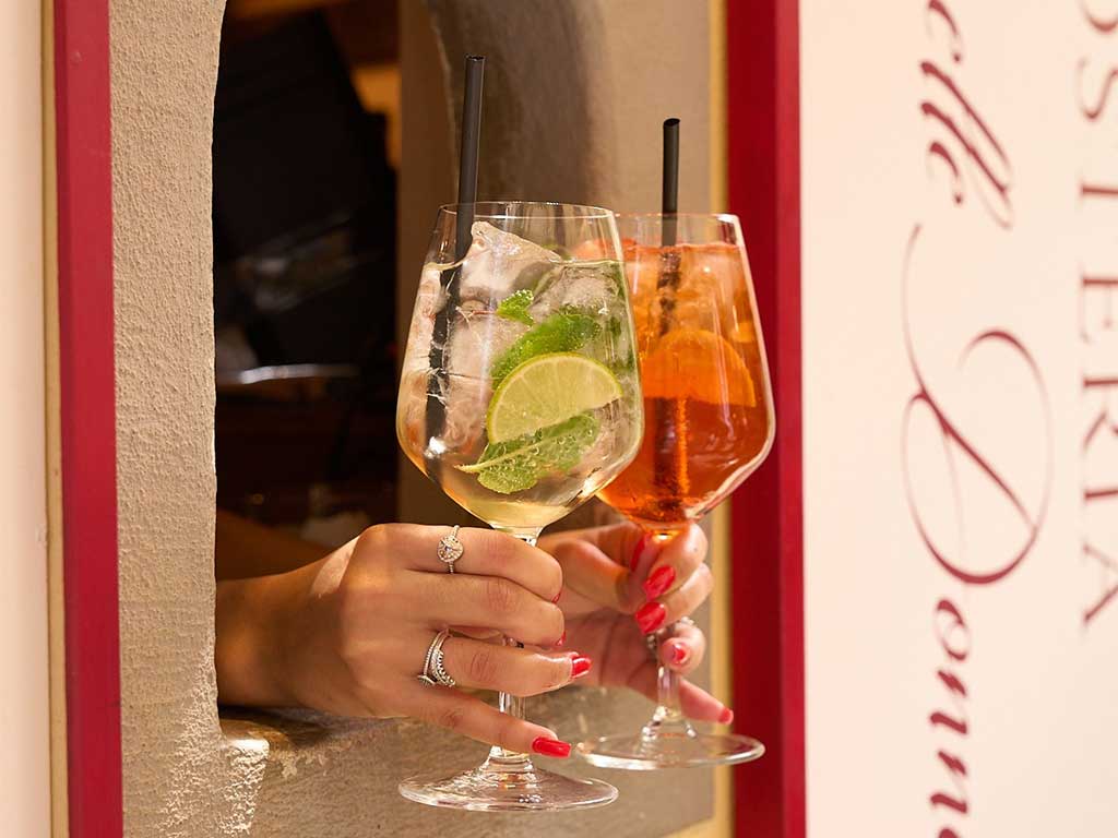 Florence wine windows: 10 buchette del vino still open